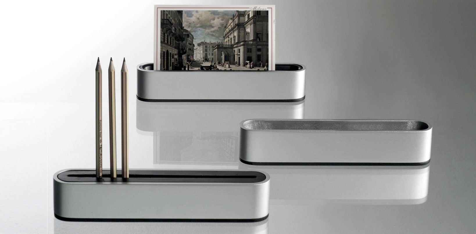 Minimalist Design | Neil Poulton - Neil Poulton