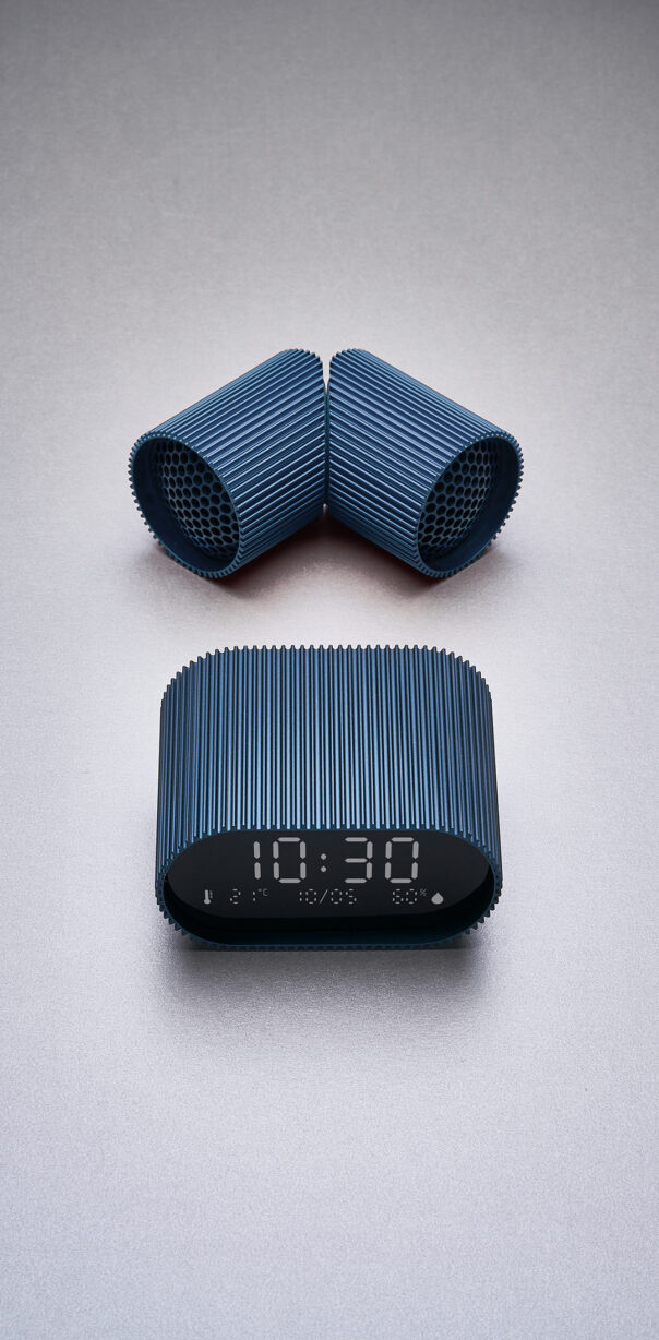 neil poulton, lexon ray clock 2024. - Neil Poulton